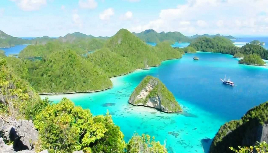 Paket Tour Raja Ampat